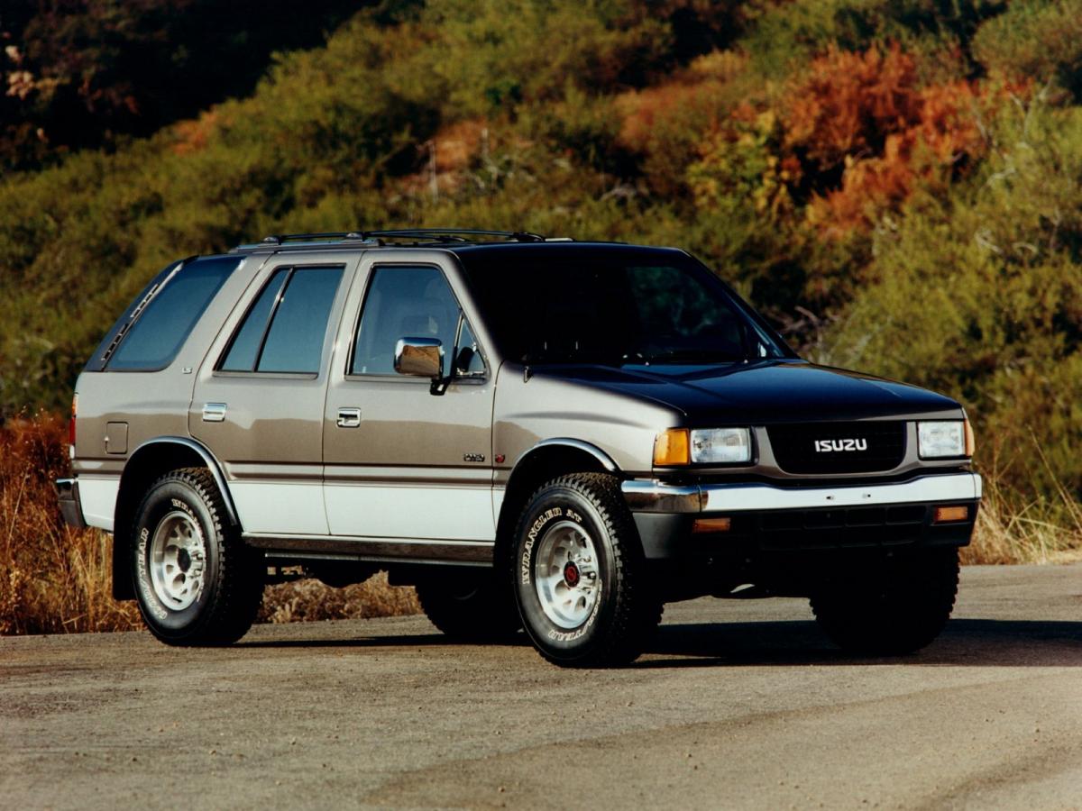 Isuzu Rodeo 3.2 i 4WD LS (177 Hp)